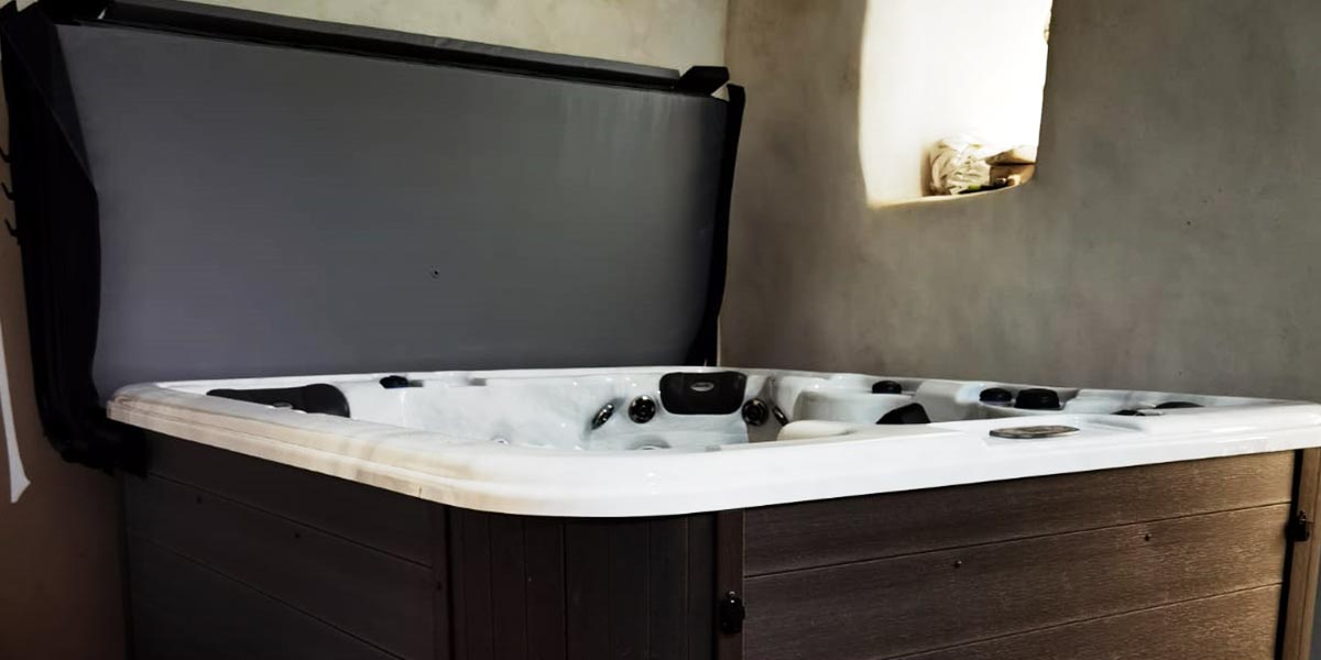 Votre jacuzzi d'intérieur à Nice avec Clearwater Spas